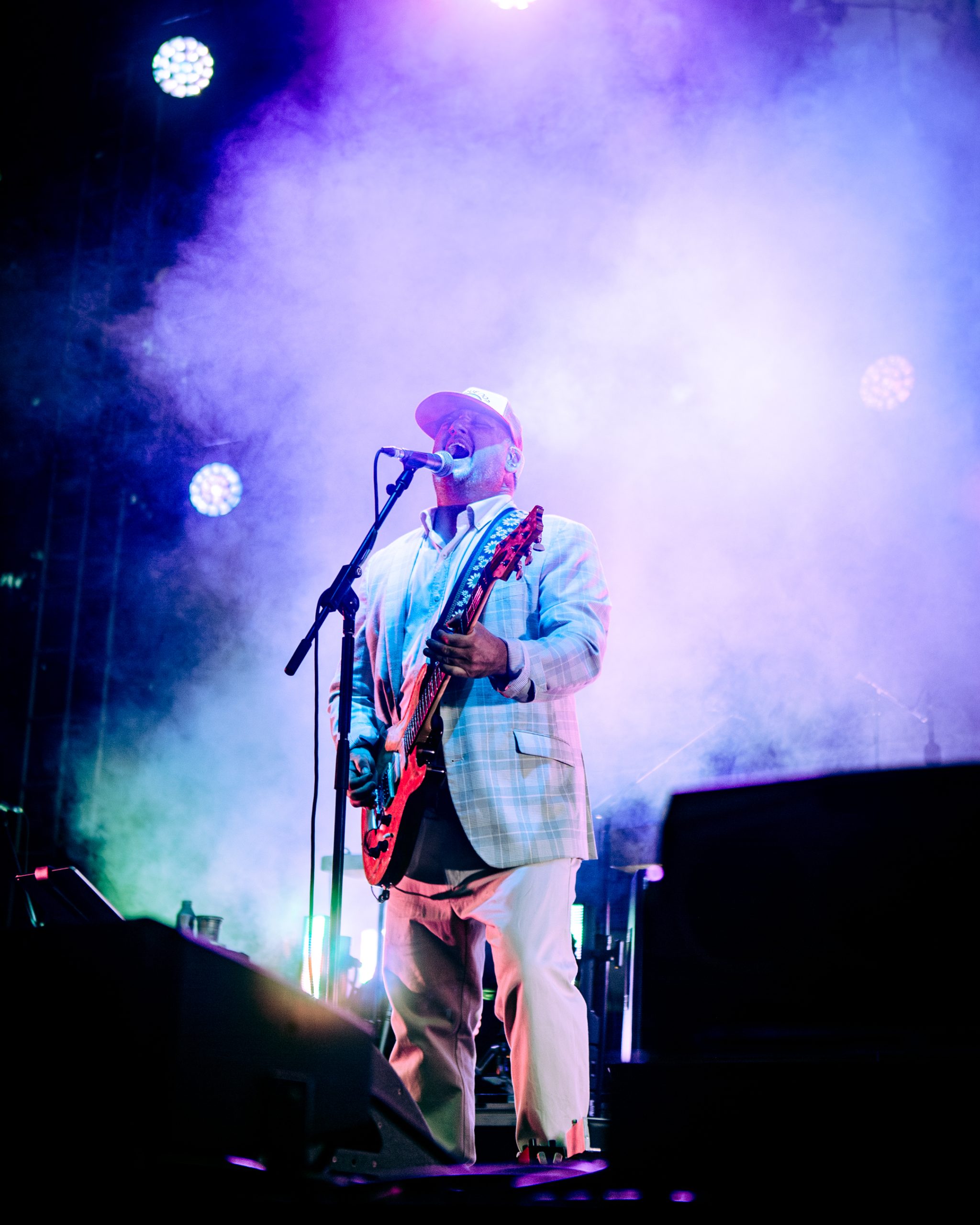 Modest Mouse announce inaugural four-day cruise "Ice Cream Floats"
